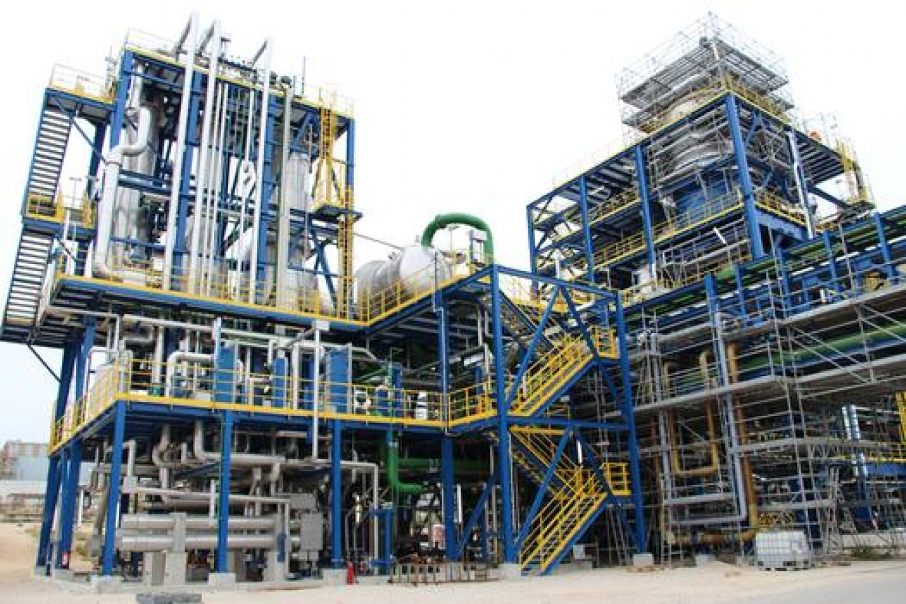 Dynamic Simulation Study for EDC Cracking Furnaces and HCL Distillation ...